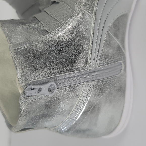 Puma | Shoes | Puma Eskiva Mid Metallic Silver Sneakers Womens Size 6 ...
